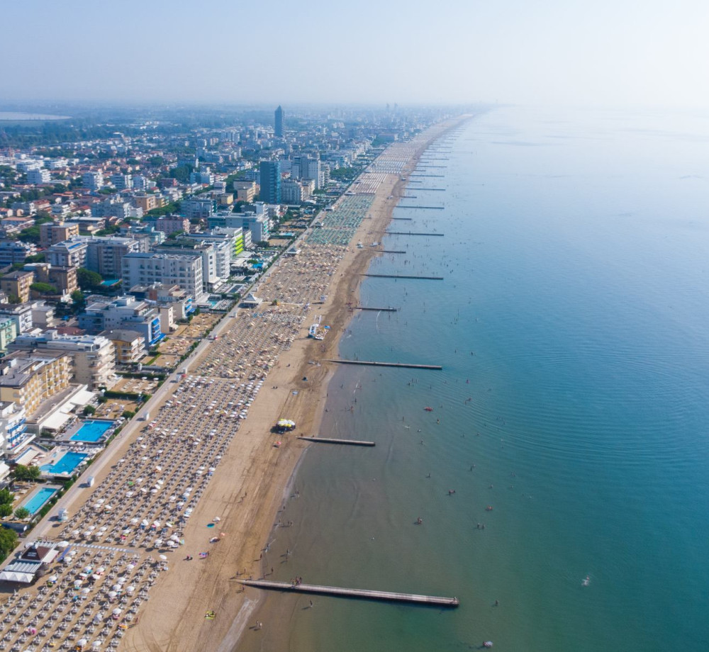 Hotel 3 Stelle sul mare a Lido di Jesolo - Family Hotel Alexander